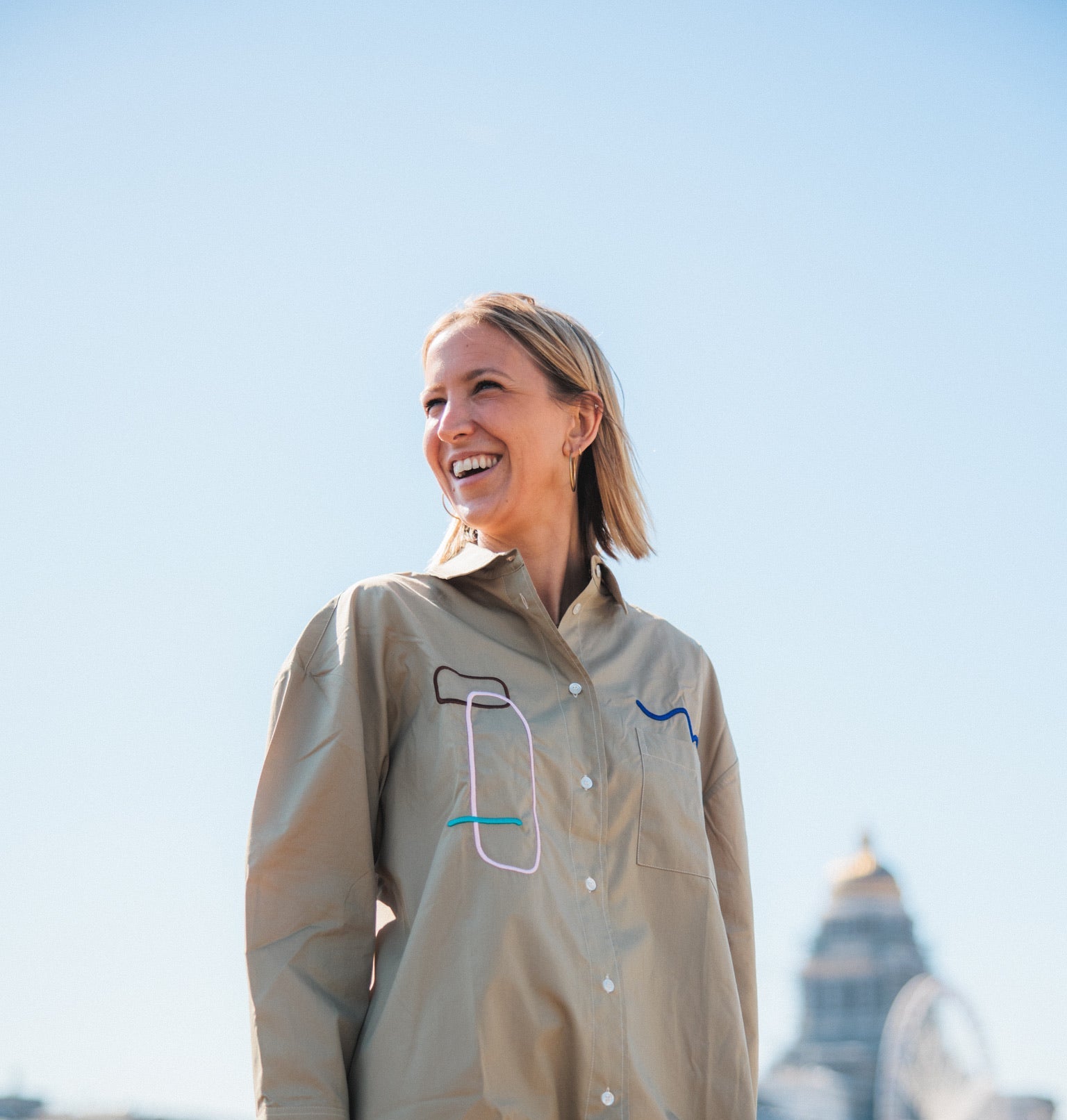 SISTERHOOD AS AN ART – La Dada